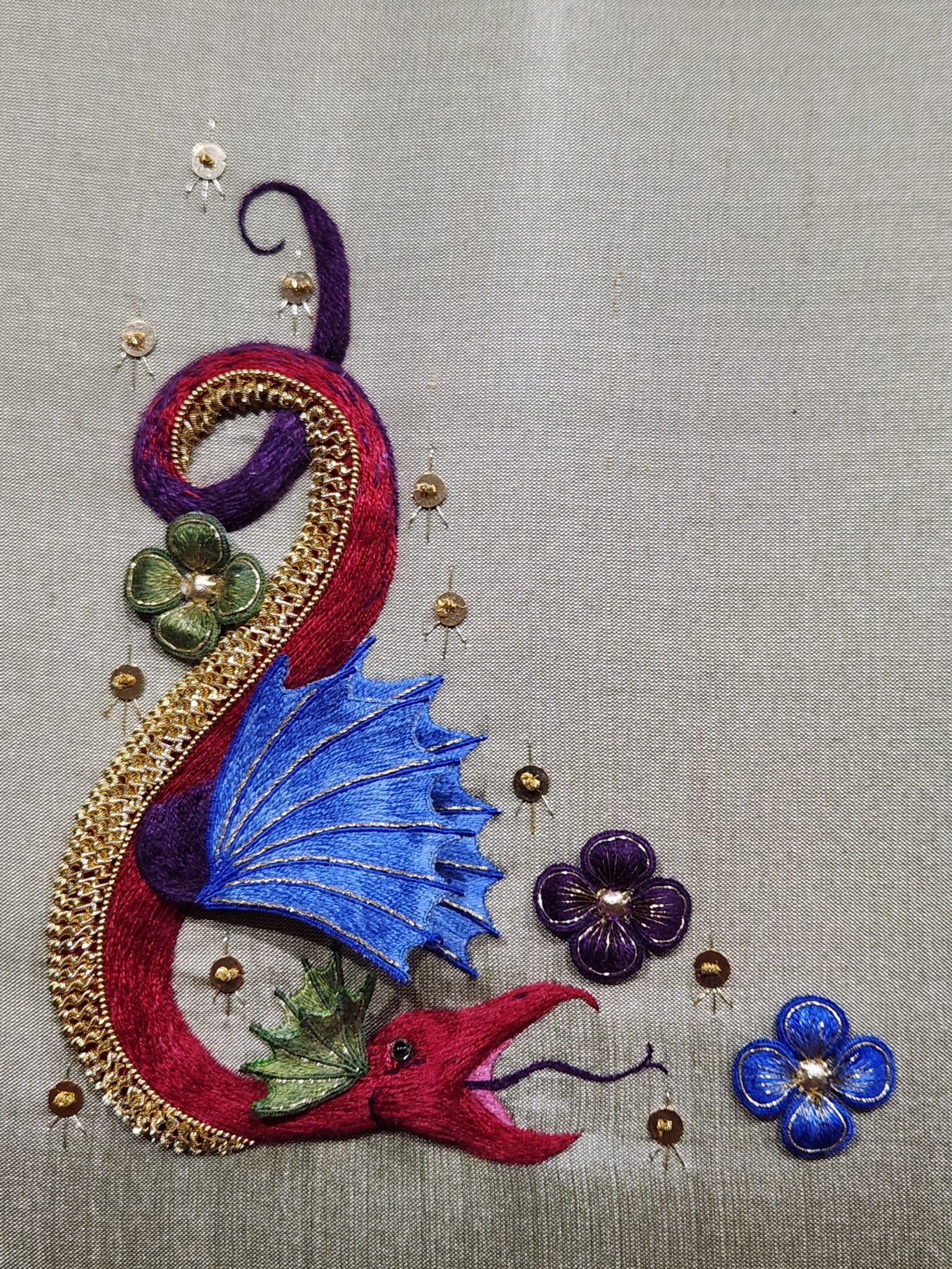 Lucca the Florentine Dragon - ALISON COLE EMBROIDERY